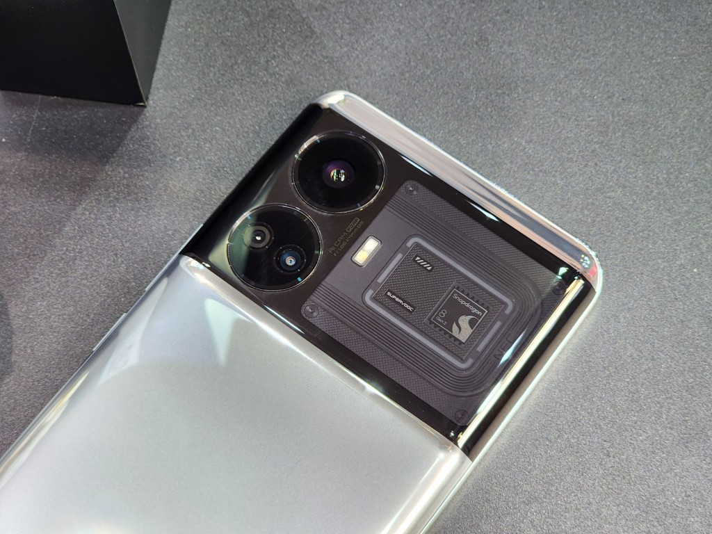 Realme GT5 5G 12GB|256GB Snapdragon 8 Gen 2 New Fullbox | VioStore Uy ...